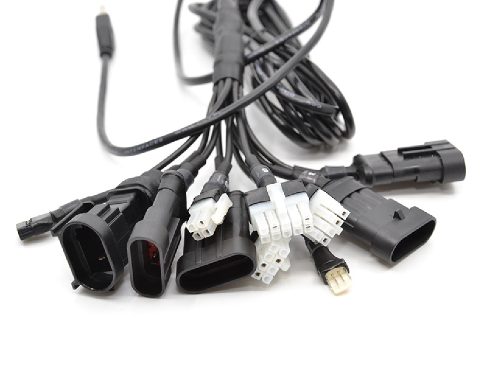 INTERFATA DIAGNOZA GPL PROFESIONALA UNIVERSALA CU 11 ADAPTOARE (USB ...